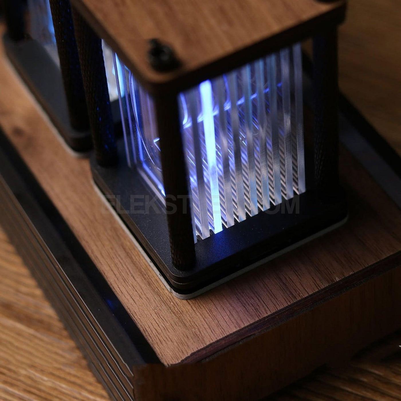 EleksTube R2 6-Bit Electronic LED Luminous Retro Glows Analog Nixie Tu